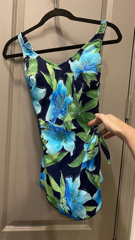 Roxanne Bra Sized One Piece Floral Swimsuit 10 34d Gem