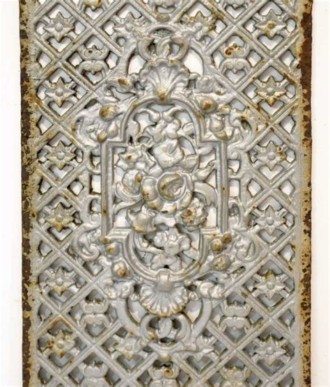 Antique Window Grid Smeerling Antiques