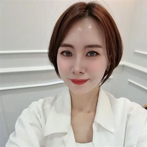 다둥이 엄마가 선택한 이 사업 글로벌 플랫폼 뷰티사업가란 무엇일까요 아이들 낳아서 기르는 게 전부였던 나 남편이