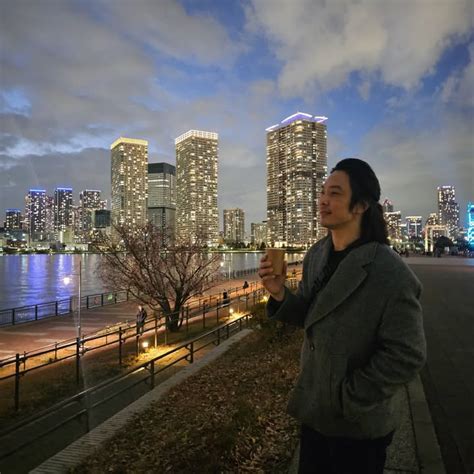 Ig หนึ่ง อภิวัฒน์ พงษ์วาท รับลมโคตรหนาววันแรกของปี Instagram