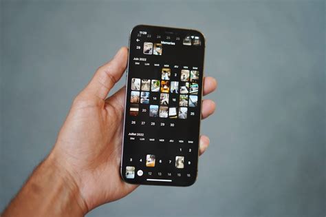 BeReal rafle un doublé symbolique sur App Store et Play Store