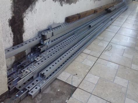 32 Barras De Perfilado Perfurado Galvanizado Barra 6 Metros 38x38