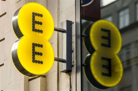The End Of Fixed Mobile Contracts First O2 Then Phones4u And Now Ee