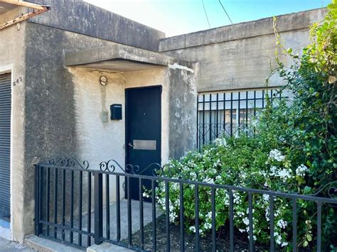 Venta Casa 2 Dormitorios 40 Años 2 Cocheras 166m2 Chiclana 600