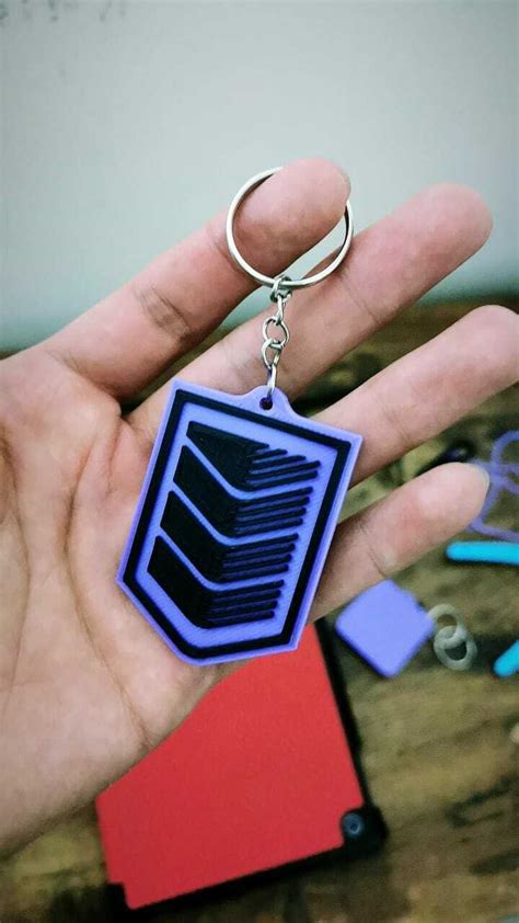 Free Stl File Downloader Badge Keychain Cults Badges 📛・3d Printer Model To Download・cults