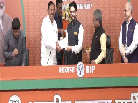 Day After Resigning As Jds Mla At Ramaswamy Joins Bjp Ahead Of