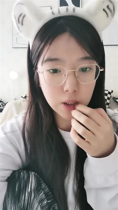 美乳小姐姐 01 Eporner