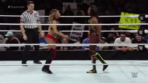 Cameron Slaps Naomi R Wwe Cameron