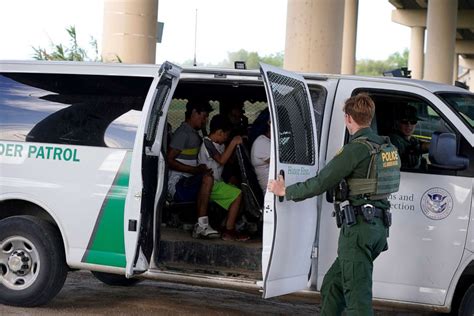What Is Operation Lone Star Inside Texas State Border Policy Abc News
