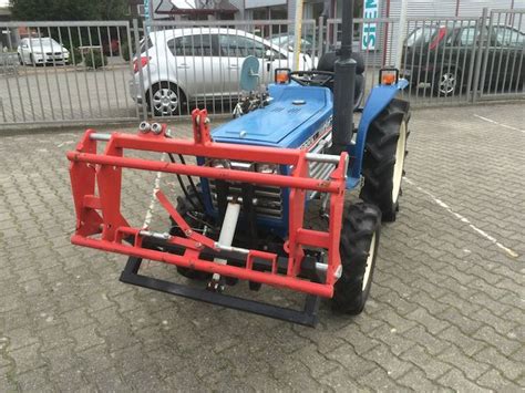 Iseki Tu 1900 Traktor Kleintraktor Kleinschlepper Schlepper Hydraulik Viva Kleinanzeigen