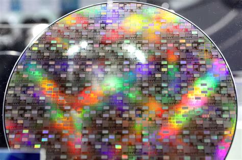 Ang Mga Banta Sa Chip Ng Chip Ni Trump Ay Nagtataas Ng Mga Pusta Para