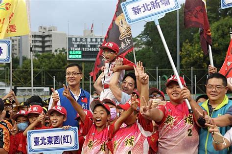 蔣萬安出席加蚋盃全國少棒錦標賽開幕（2）圖 中央通訊社 Line Today