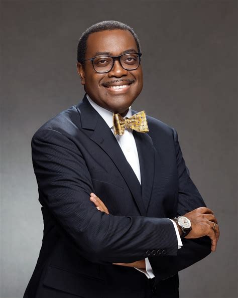 Dr Akinwunmi Adesina Aasw8