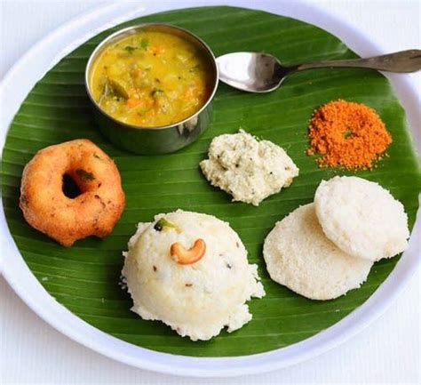 Idly Pongal Vada Set At Ananda Bhavan Restaurant Singapore Vegan