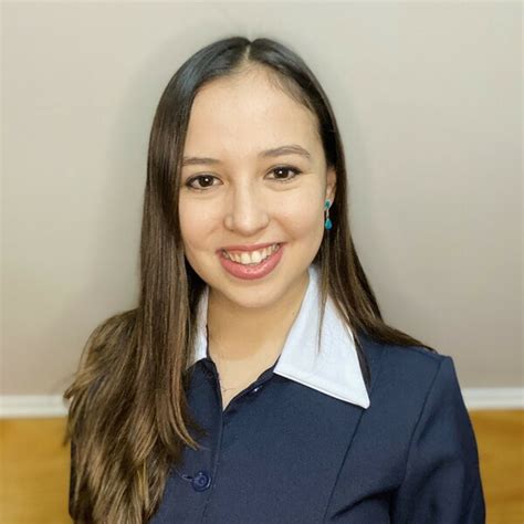 Sofía Profesor De Matemática En Puerto Varas 20000h