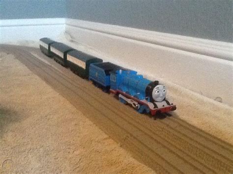 Plarail Tomy Trackmaster Gordon And Three Express Coaches 1929763393