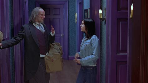 Scary Movie 2 Screencap Fancaps