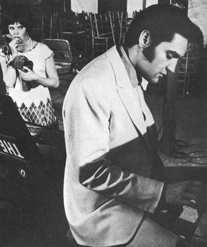 Elvis Women Marlyn Mason