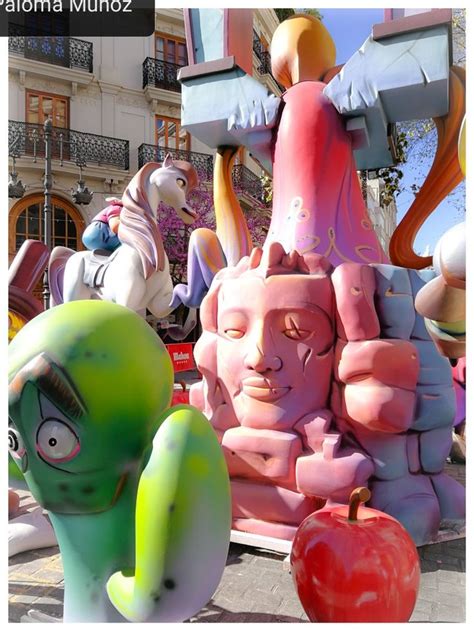 Pin Van Paloma Muñoz Dove White Op Ninots De Las Fallas De Valencia