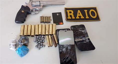Pmce Prende Homem Com Armas E Drogas E Mandado Em Aberto Em Casa No