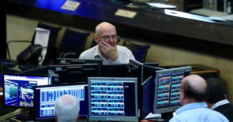 Mercados Cayeron Los Bonos Soberanos Pero Las Acciones Argentinas