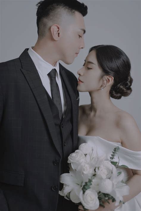 婚紗 【簡約韓系x暗黑美式】婚紗分享桃園 結婚板 Dcard