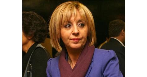 Мая Манолова плаши че БСП ще отзове представителите си в изборните комисии