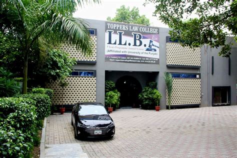 Faculty Faculty Of Media And Mass Communication Fmmc Ucp