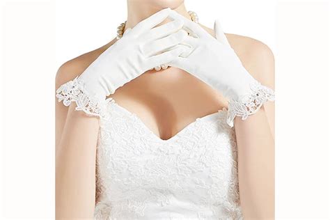 Quiero llevar guantes el complemento de novia más actual