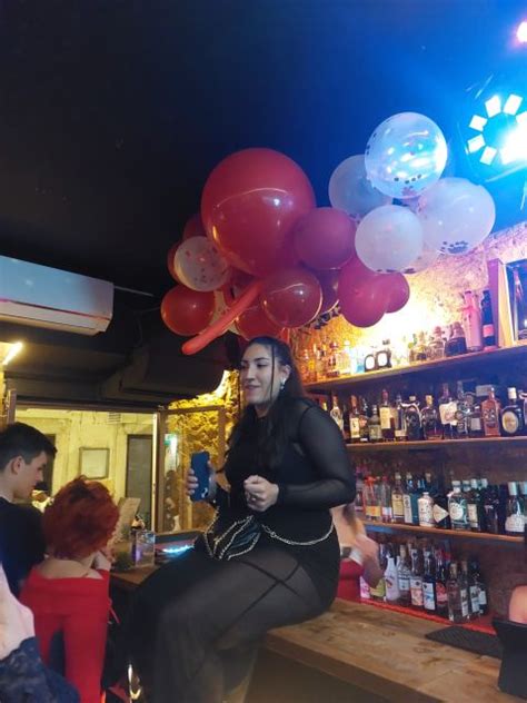 Lisbon Pub Crawl 1h Of Open Bar Shots And Vip Club Entry