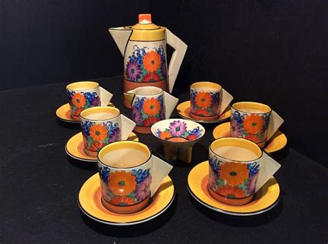 Clarice Cliff An Absolutely Excellent “gayday” Pattern Complete