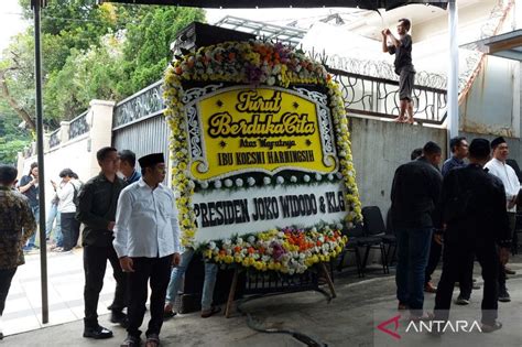 Sejumlah Tokoh Nasional Melayat Ke Rumah Duka Istri Moeldoko ANTARA News