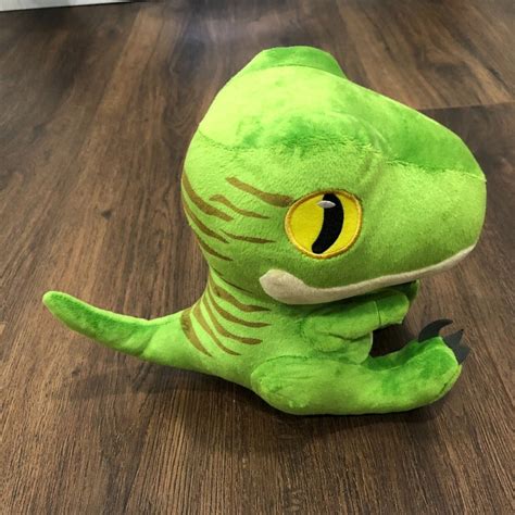 Jurassic Park World Plush Green Velociraptor Dinosaur 8 2022 Soft Cute