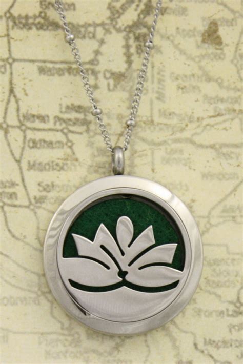Lotus Flower 316l Stainless Steel Aromatherapy Diffuser Necklace 20
