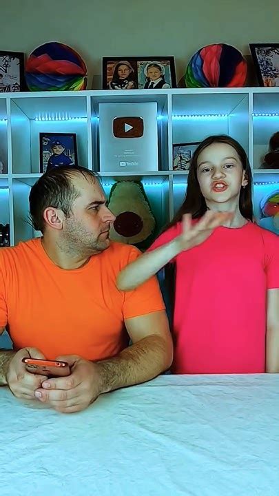 Wow 😳😧 Daughters And Dad Funny Singing Song 😂😅🙆🫣🤩 Viral Funny Comedy Trending Shorts Youtube
