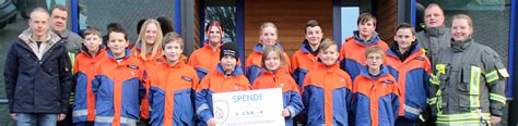 Spende für Jugendfeuerwehr Freiwillige Feuerwehr Wiesmoor