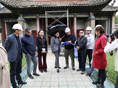 Соёлын сайд Ч Номин Чойжин ламын сүм музейн сэргээн засварлалттай