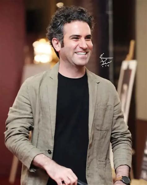 بیوگرافی کامل هوتن شکیبا بازیگر و دوبلور درخشان از تئاتر تا سیمرغ فجر