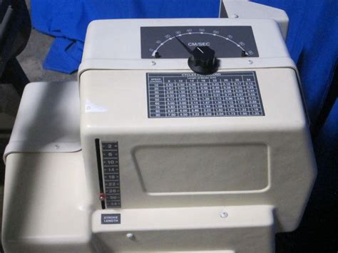 Kinetron Ii Physical Therapy Unit Auction