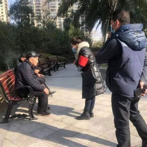 【共享社·幸福里】龙北社区元旦假期不打烊 疫情防控不松懈居民小区群防群治