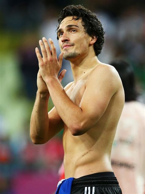 EN FOTOS Mats Hummels un defensa alemán de exhibición Minuto