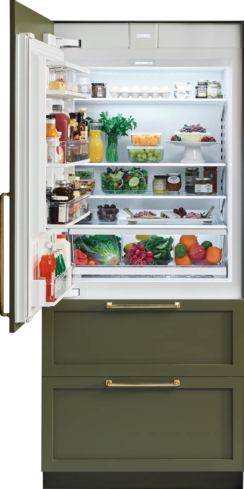 Sub Zero 36 Designer Over And Under Refrigeratorfreezer With Ice