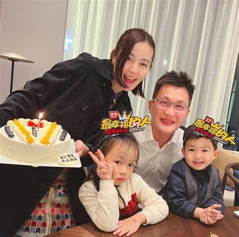 李蘊北海道零度著泳衣大解放 兩孩之母保養得宜大曬長腿美臀 U Travel