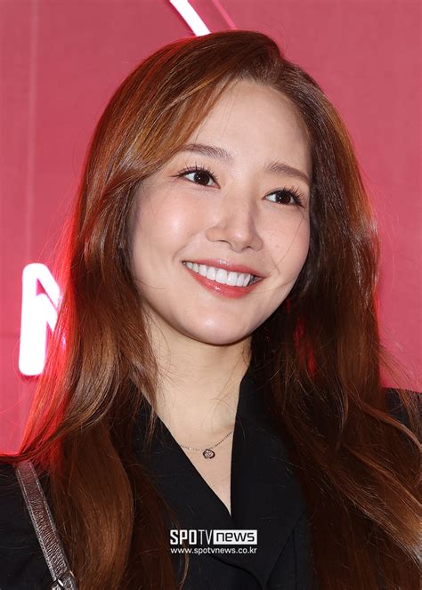 포토s 박민영 잡티 하나 없는 피부 네이트 연예