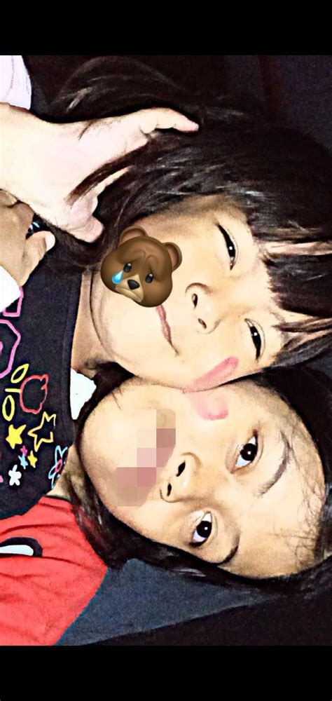 Pin By Putri Ramadani On Poto Bareng Disney Princess Disney Characters Fictional Characters