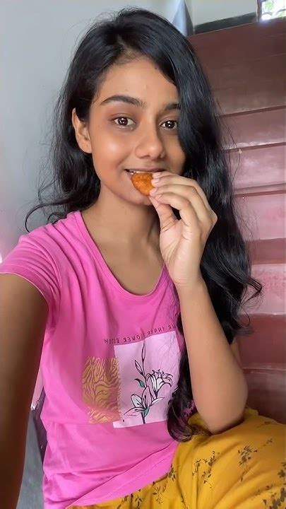 Minivlog মা আজকে বাড়িতে বিস্কুট বানালো ️😄shorts Trending Bangla