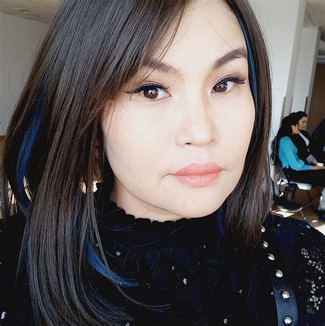 Халуун зүрх Албан ёсны хуудас Ulaanbaatar