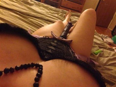 Foto De Waiting For Him To Come