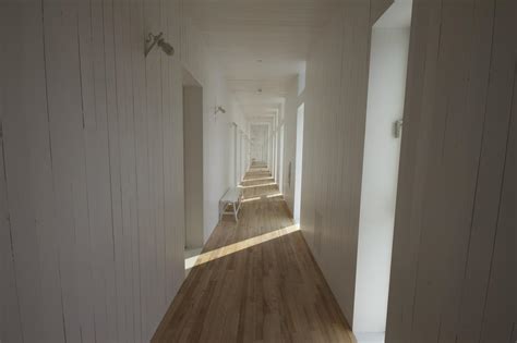Limpiar el parquet después de una obra Neteja En Bones Mans