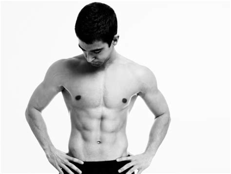 5 Bagian Tubuh Pria Yang Paling Disukai Wanita Jurnal News